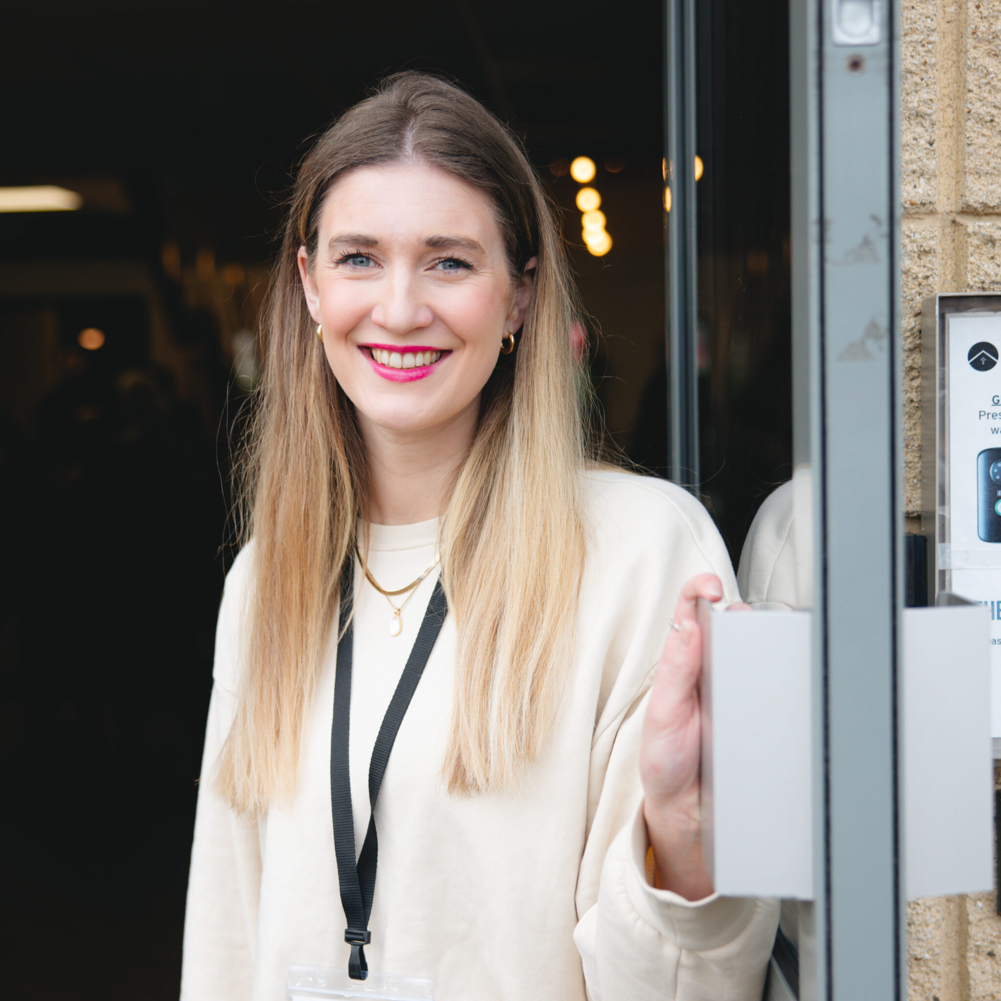 Sunday - Hull Vineyard Church